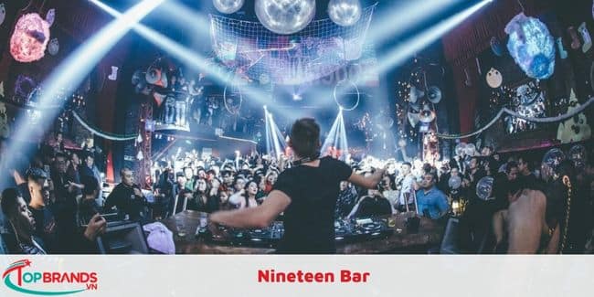 Top 16 bar, lounge lớn, sang trọng và náo nhiệt nhất tại Hà Nội - TopBrands
